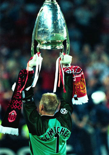 Peter Schmeichel Biography and Wallpapers | Football Players Biography ...