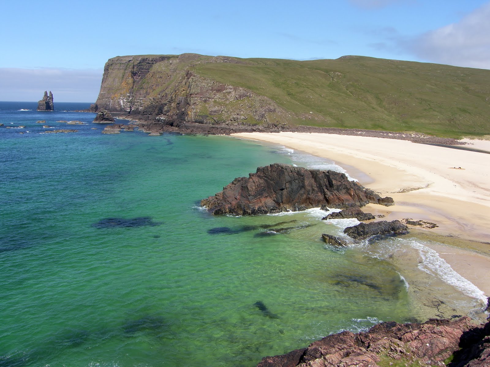 Walk and Hike in Scotland: Kearvaig Beach Cape Wrath Sutherland Scotland