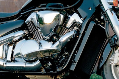 Custom Modifications: 2009 Suzuki Boulevard C109R Cruiser @Motorcycle