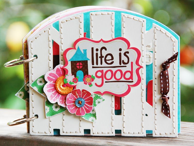 CELEBRATING ORDINARY MOMENTS: Life is Good Mini Album Tutorial
