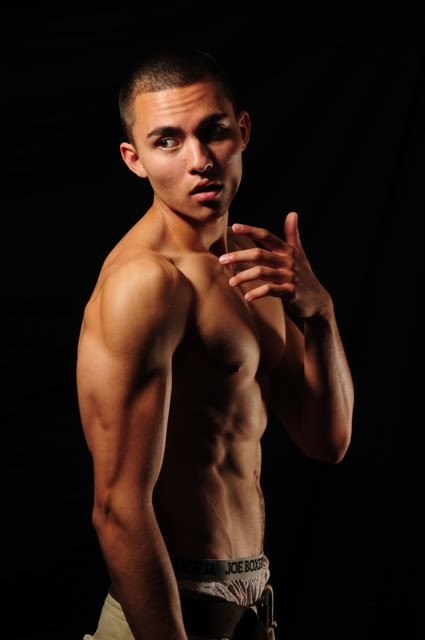 Favorite Hunks & Other Things: Wednesday, December 29, 2010