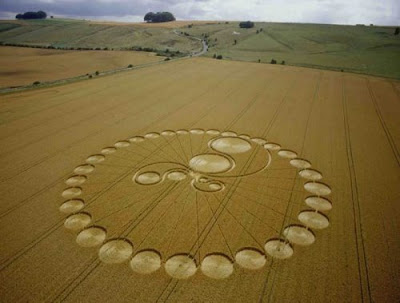 World Most Amazing Places: Crop Circles