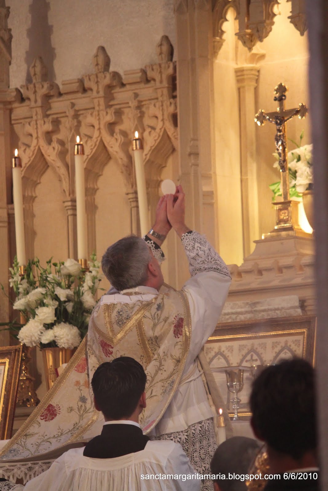 Veritatem facientes in caritate: External Solemnity of Corpus Christi ...