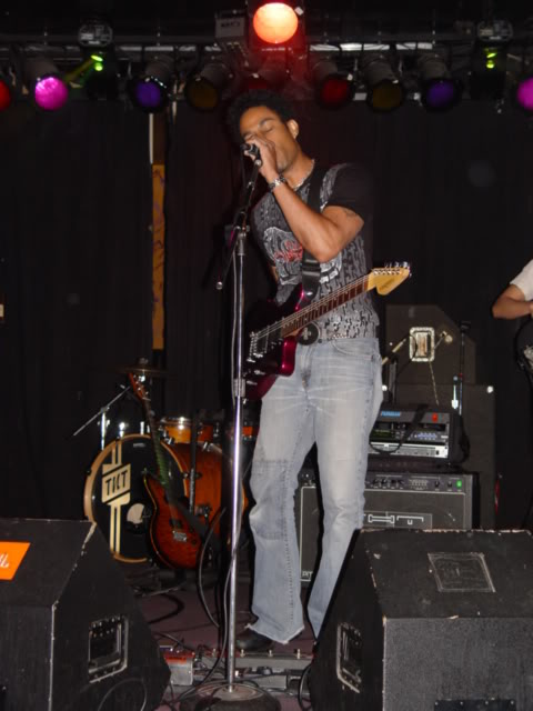 FANSITE DE AARON MCLAIN: ENTREVISTAS /INTERVIEWS