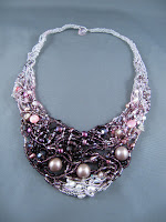 ARTY TREASURES: free form beading necklace