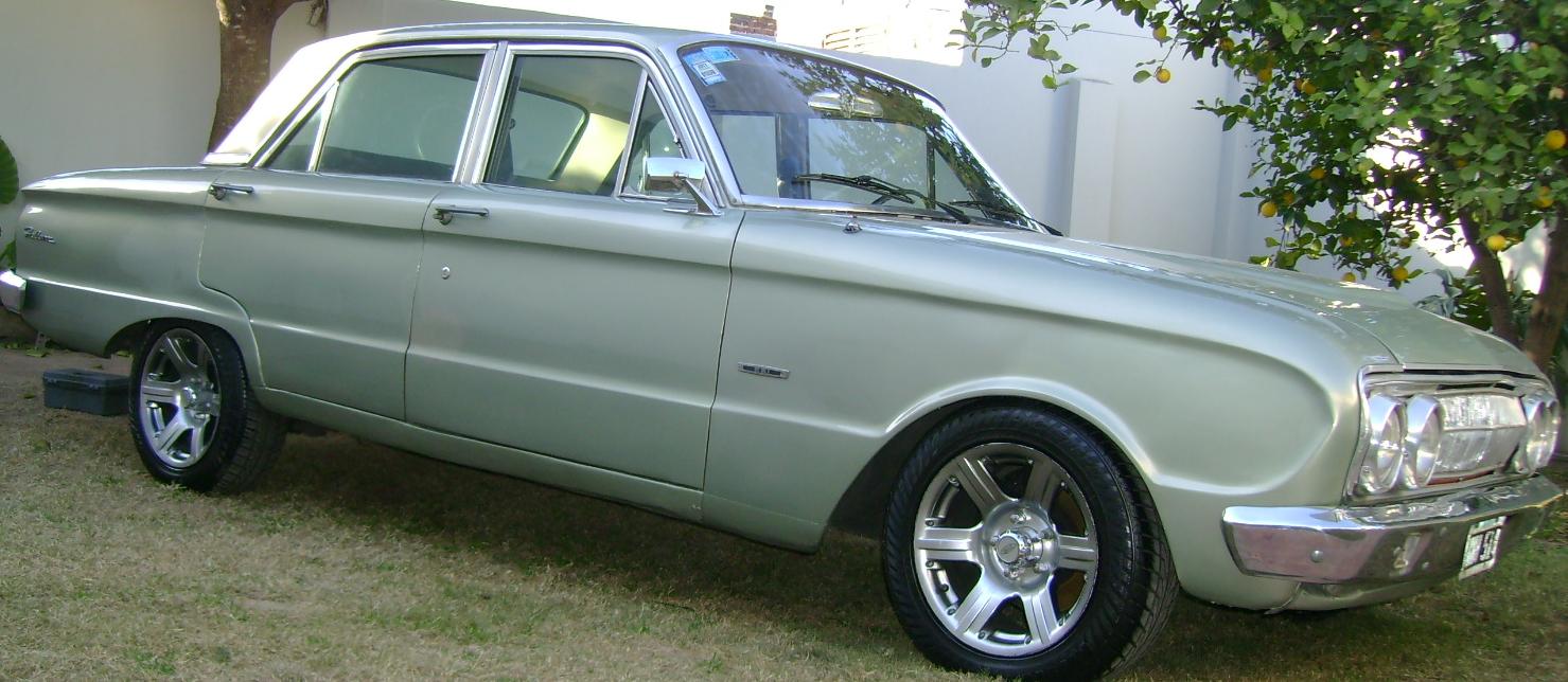 VENDO FALCON 72 EXCELENTE - ÚNICO - DE COLECCIÓN