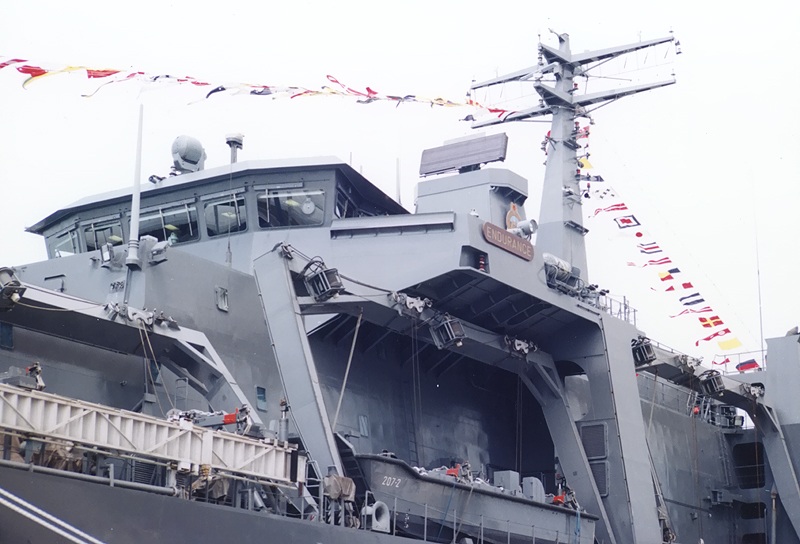 TUGU IRENG: ENDURANCE CLASS LPD REPUBLIC OF SINGAPORE NAVY