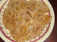palate corner: muli ka paratha / stuffed raddish paratha