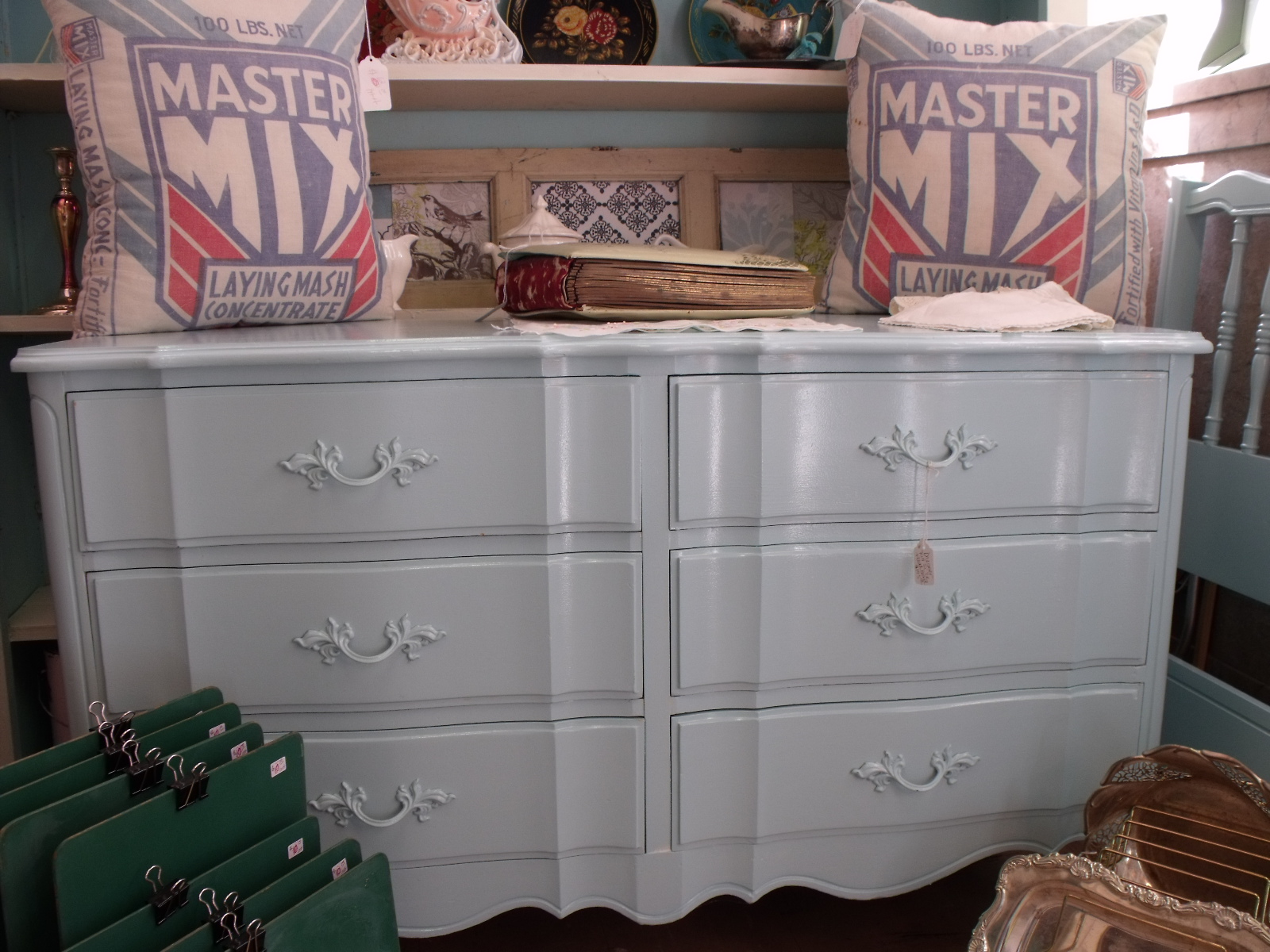 Pink Daisys Blog: Dresser & Head board Before/After