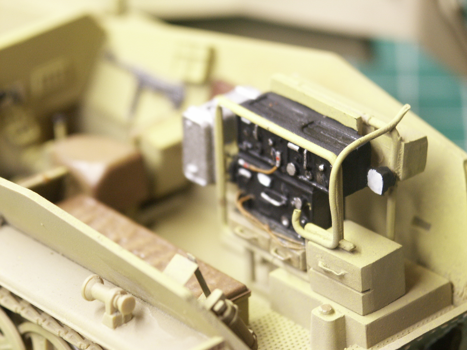 Butcher of Corsica: Sdkfz 250/3 Tamiya (Part 3)