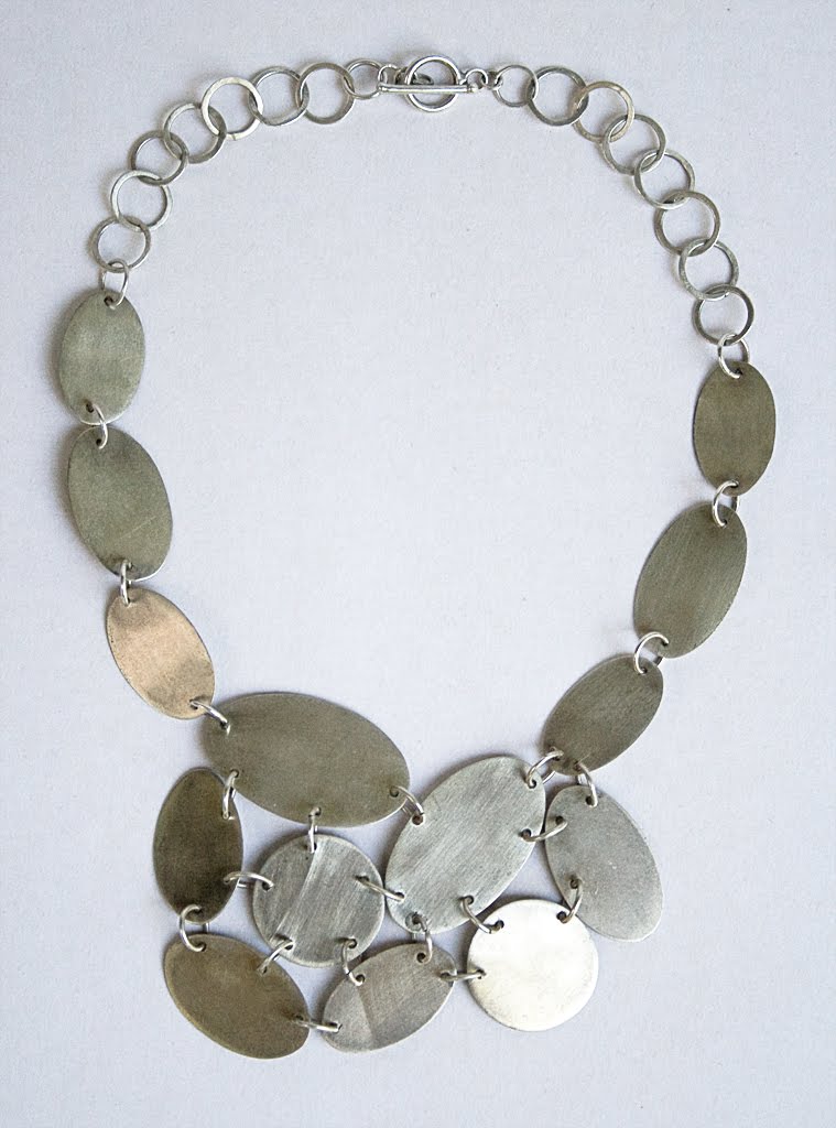 K U N z Z A: Collares