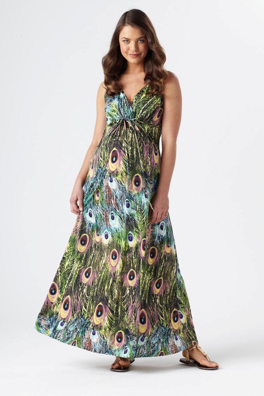 FASHION HOUSE: Themes & Cloths