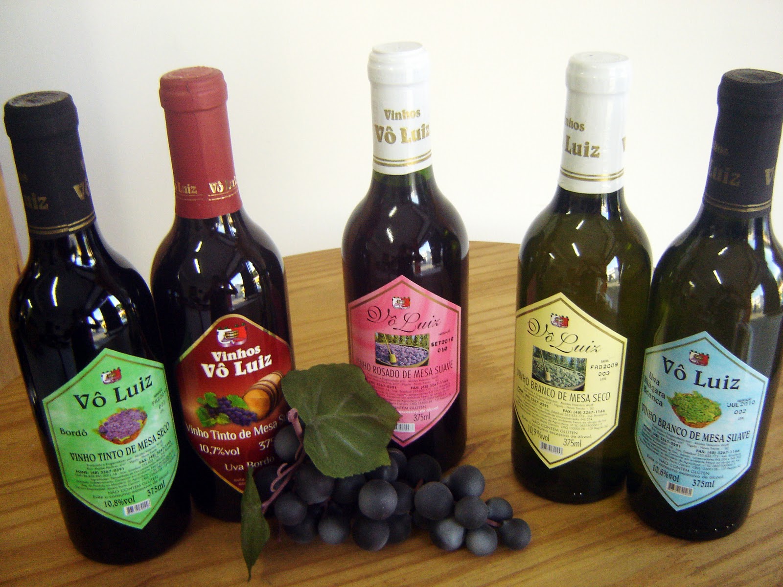 A Camponesa | Produtos Coloniais: Nossos vinhos coloniais...