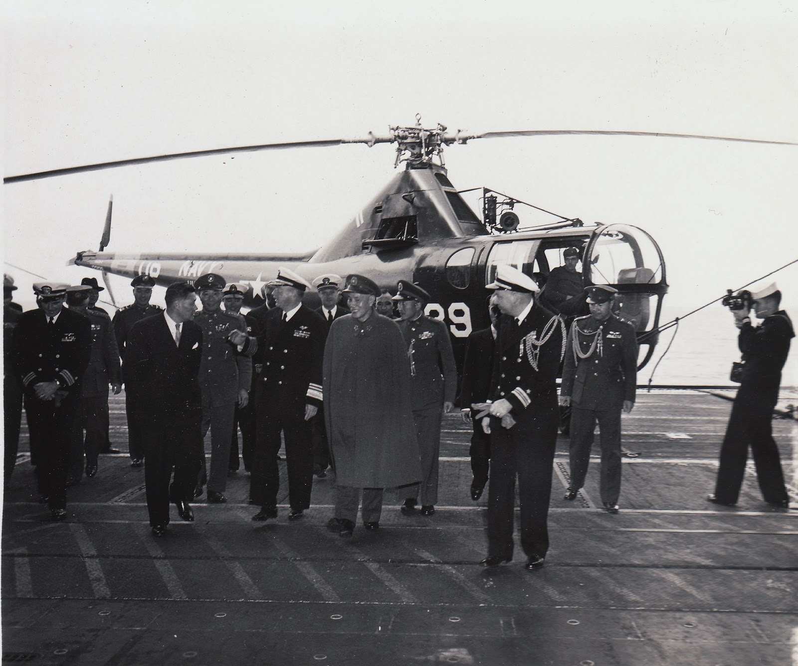 US Taiwan Defense Command: Taiwan Visit of USS Wasp in 1954