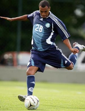 SOLO FUTBOL: Denilson de Oliveira - Goles y Jugadas