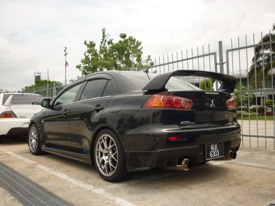 Long's Photo Gallery: Mitsubishi Lancer Evolution X in Sepang