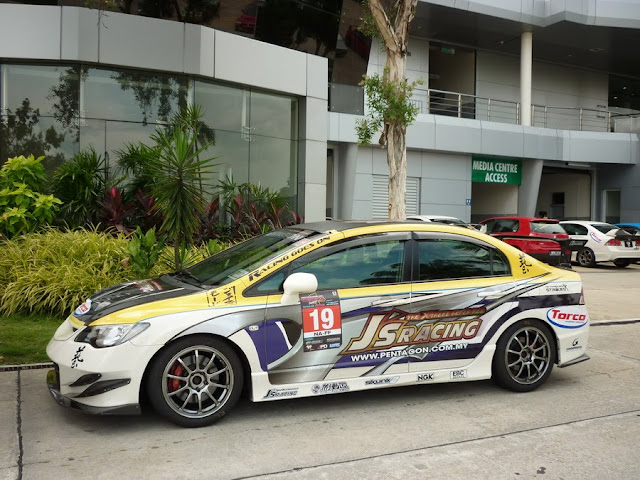 FD86: Civic FD2 J'S RACING