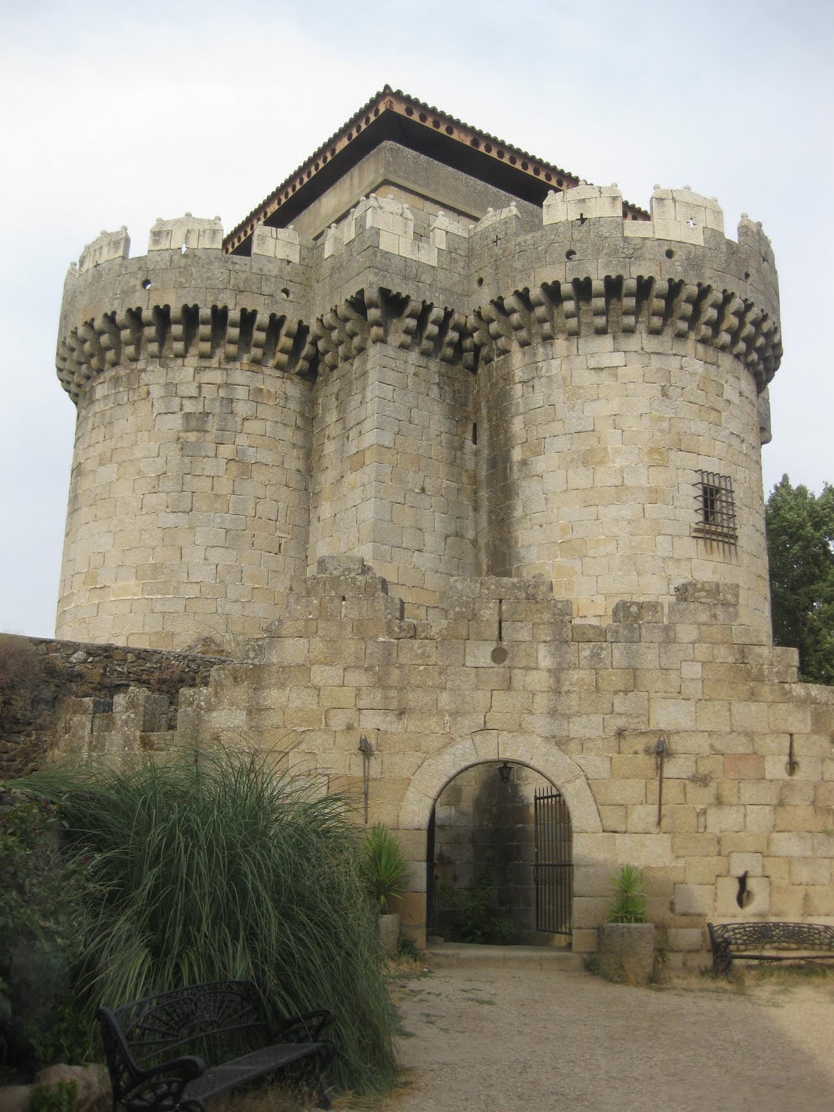 Pedro Utrera: CASTILLO DE GRANADILLA