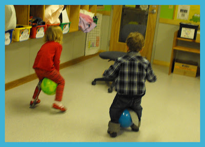 Story Time with Auntie Em: Penguin Relay Race!
