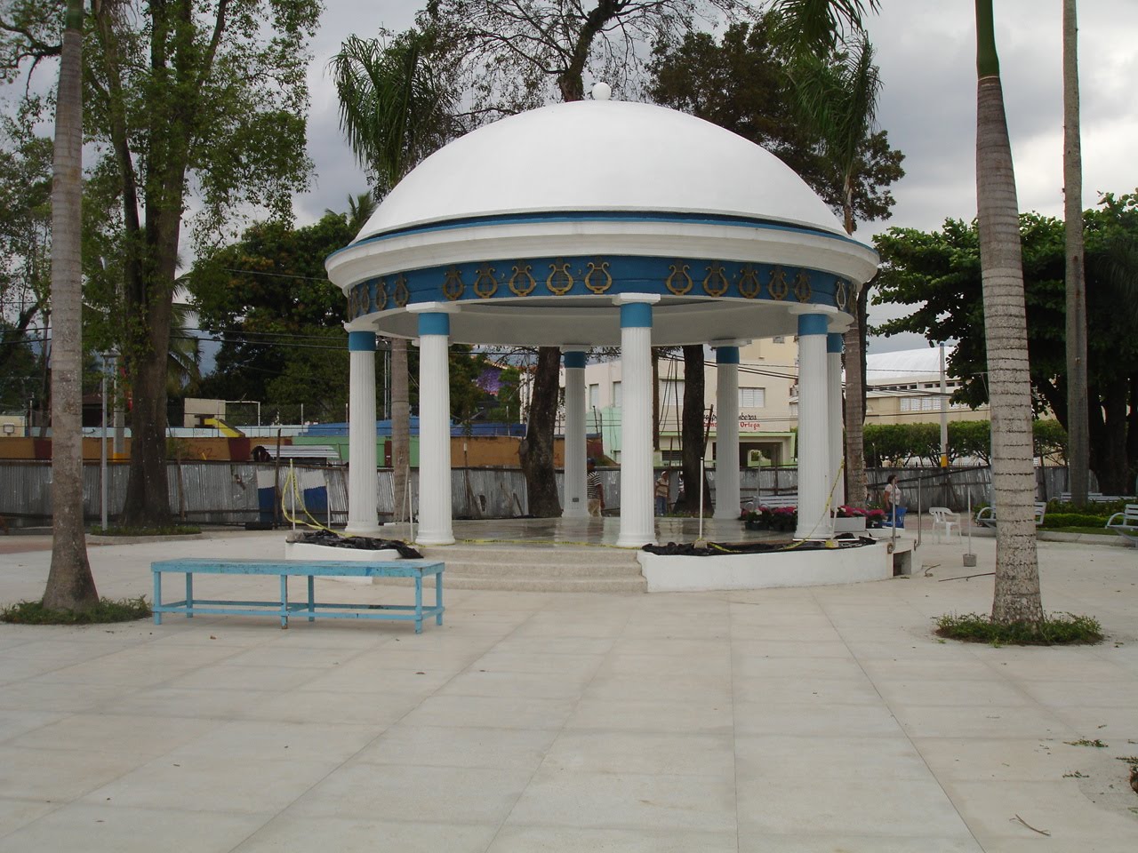 Prohiben tomar alcohol en el parque Duarte de Bonao