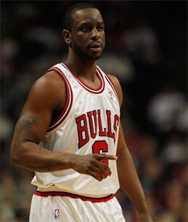 The Hoop: Flip Murray lands in Efes Pilsen