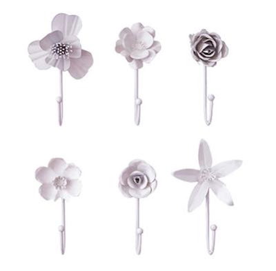 Sharon Loves This: flower hooks