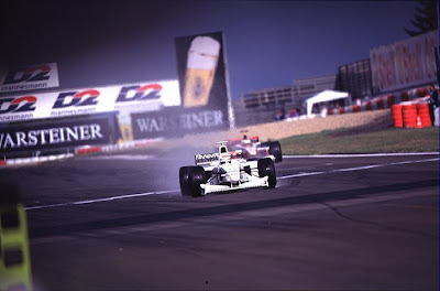 Continental Circus: Bolides Memoráveis - Stewart SF3 (1999)