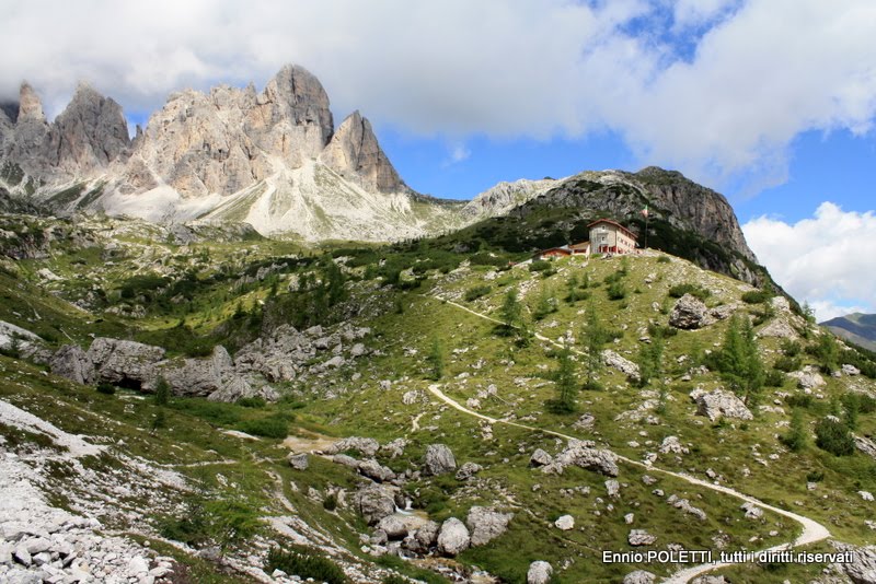 MOUNTAINS: VALLON POPERA