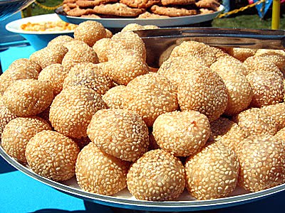 SESAME BALLS (THALA GULY) | Sri Lankan Food recipes