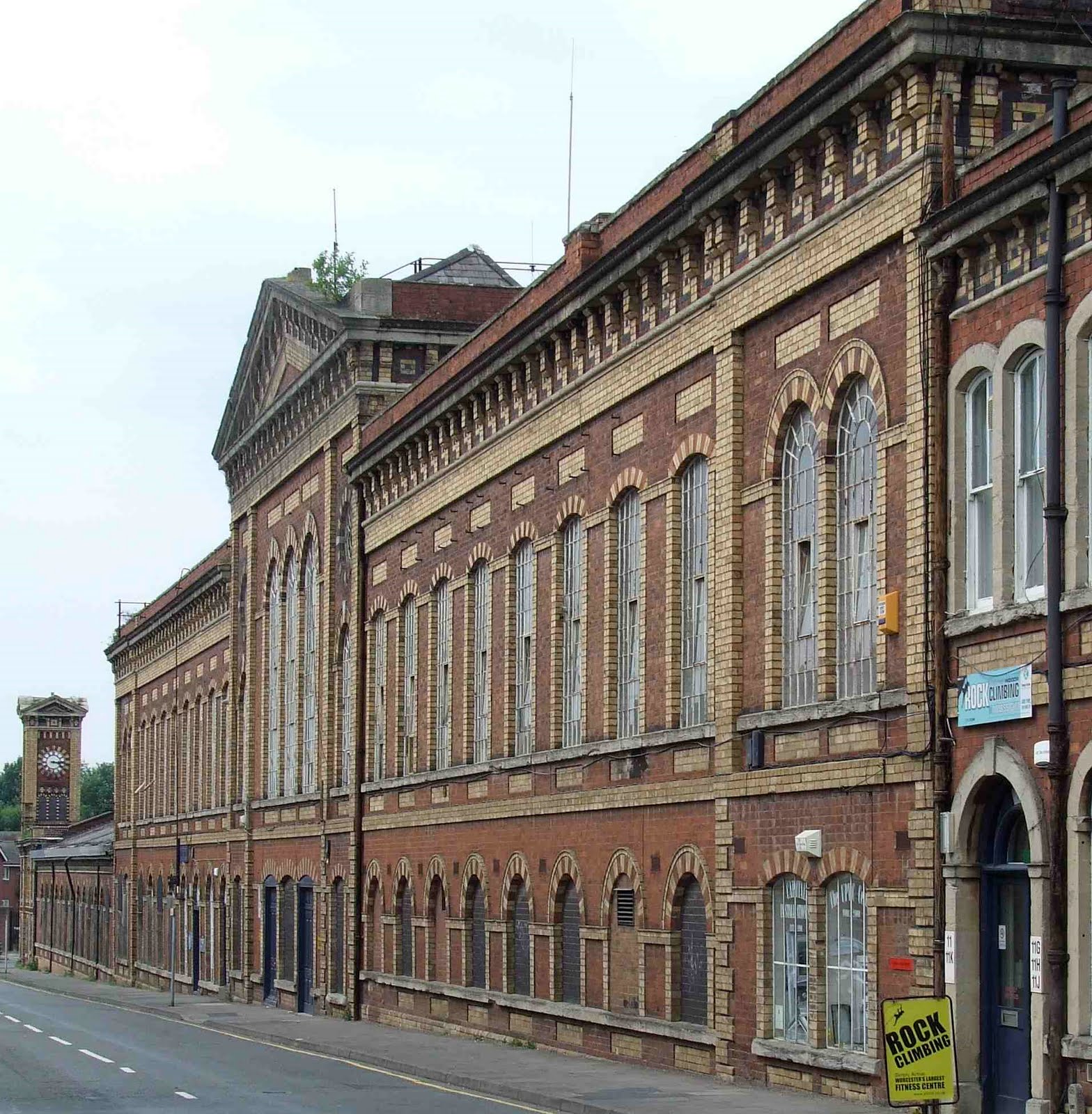 English Buildings: Worcester