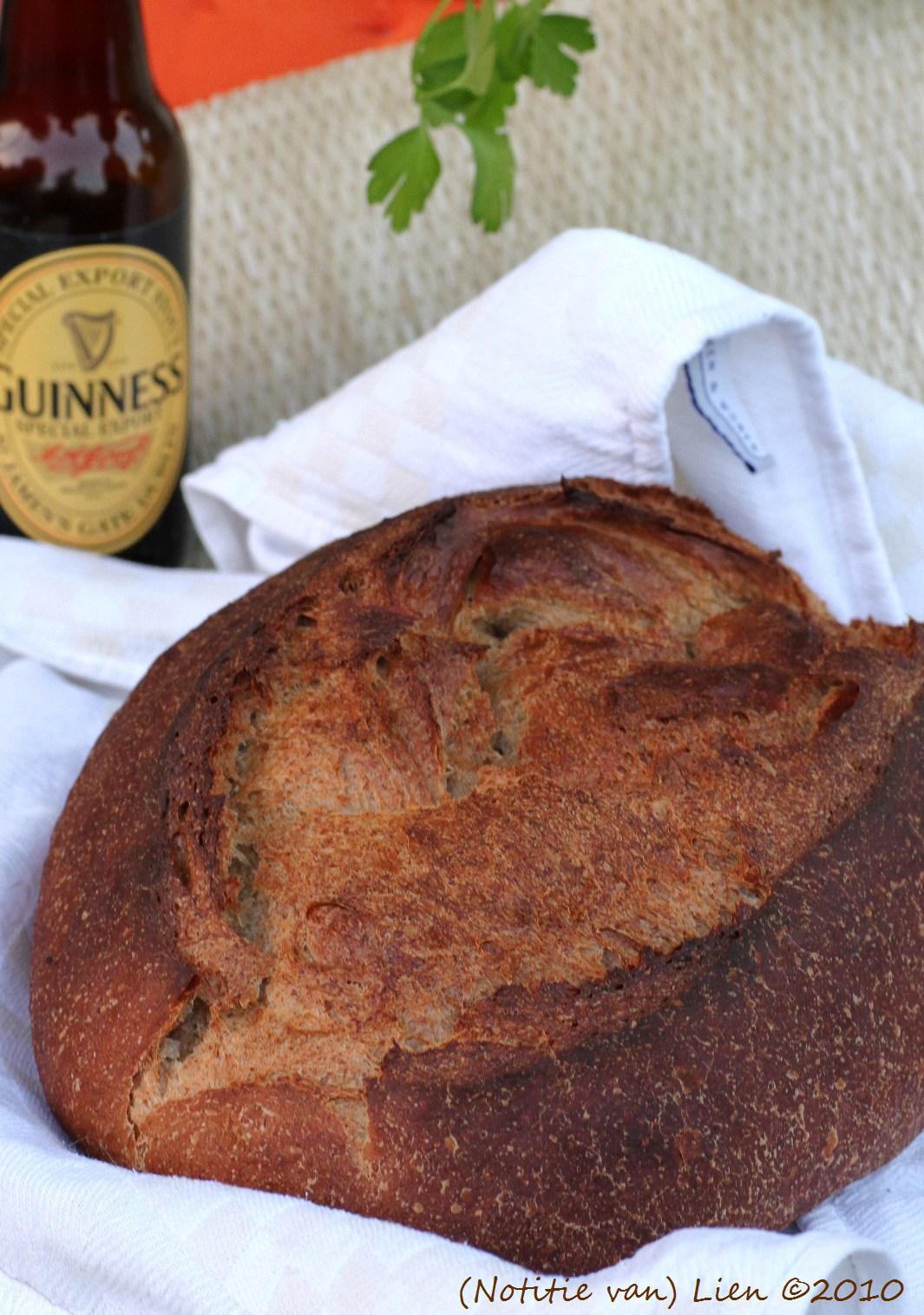 Notitie van Lien: *hips *...Bread Baking Day #33... *hips*