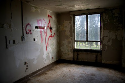 OCULARSTORM CENTRAL: CREEPY ABANDONED LOS ANGELES HOSPITAL