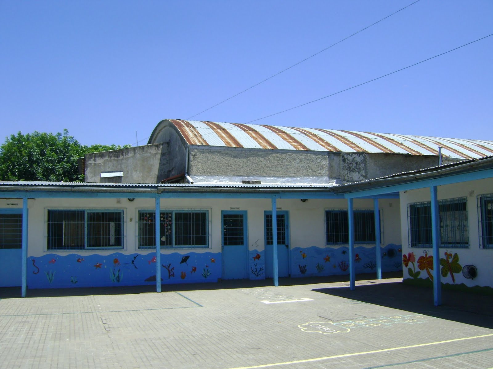 Para un futuro mejor en la escuela 51: ¡¡QUE LINDA ESTÁ LA ESCUELA!!