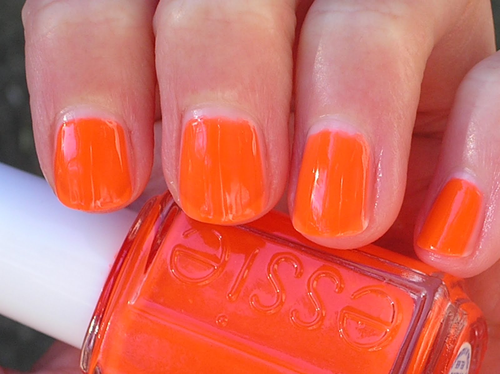 Never Enough Nails: Polish of the Week: Essie Mini Shorts