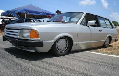 Planeta Automotivo: Fotos de Ford Belina II