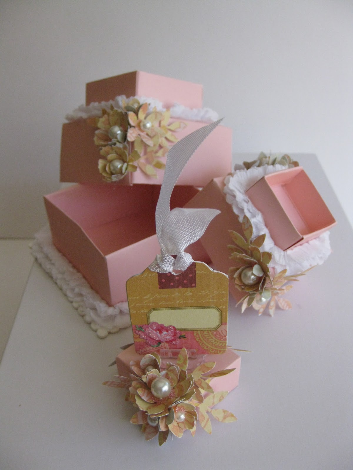 Di4art: My Yummy Paper Cakes at Gardenseed in Danville!