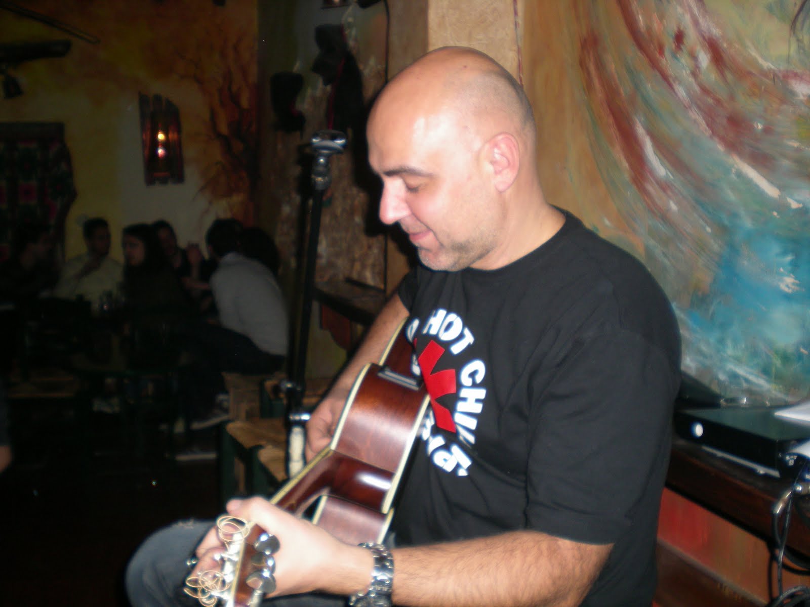 SARAKINIKO LIVE: Χαμος το σαββατοβραδο!!!