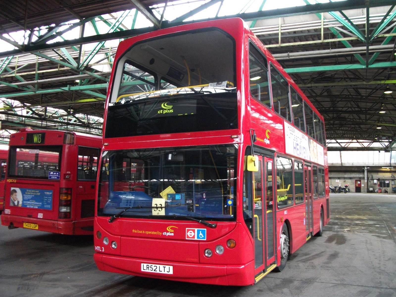 The Circle of London : Arriva London & CT Plus Ash Grove [AE] & [HK]