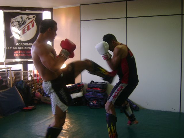 Ely Kickboxing MMA/BH: Prontos para o Brasil Fight MMA II
