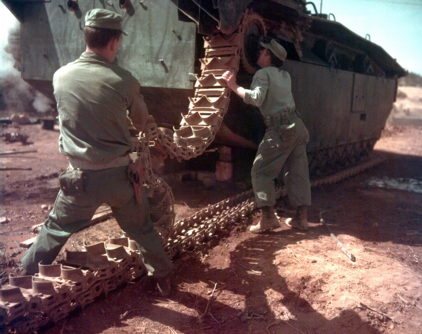 WORLD WAR II: Landing Vehicle Tracked