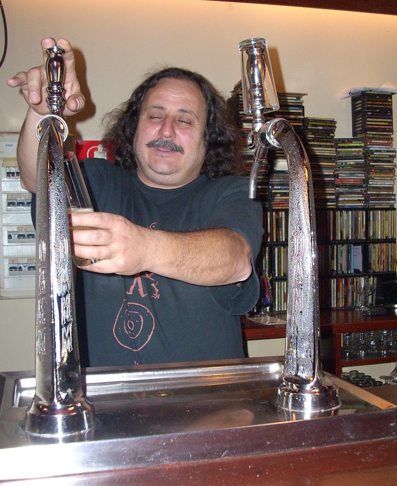 Aquí. punto de encuentro argentino: HISTORIAS DE VIDA: DANIEL NEGRO