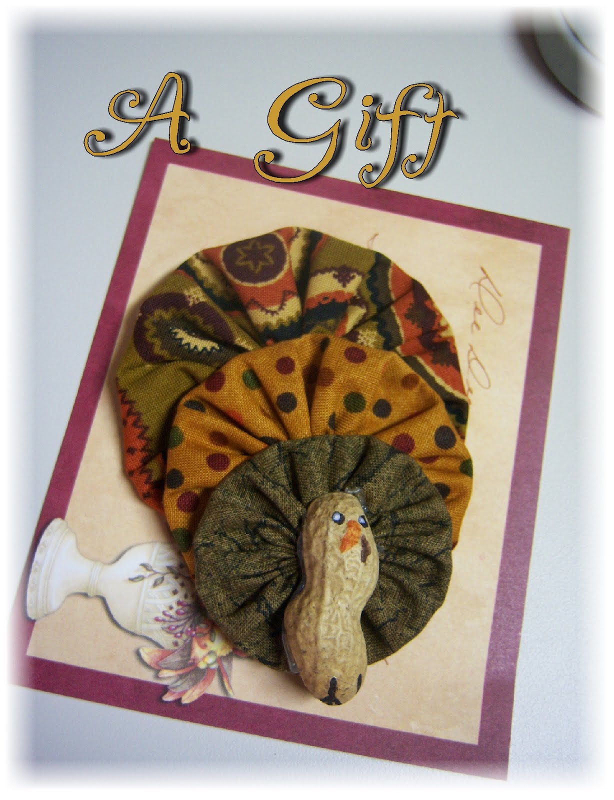 Dee Dee's Craft Spot: My Turkey Pin