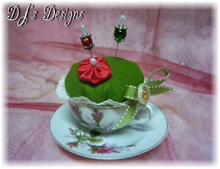 Dee Dee's Craft Spot: Special Pin Cushion
