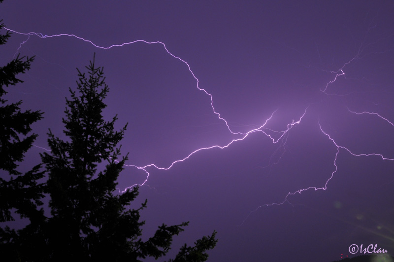 In linii mari: Cum se fotografiaza fulgerele