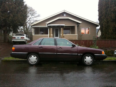OLD PARKED CARS.: 1986 Audi 5000cs Turbo Sedan.