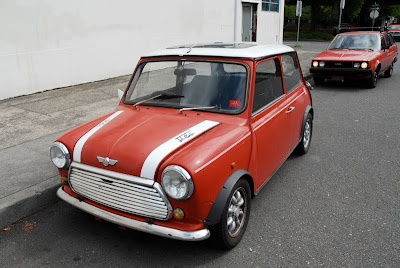 OLD PARKED CARS.: 1970 Mini Cooper S.