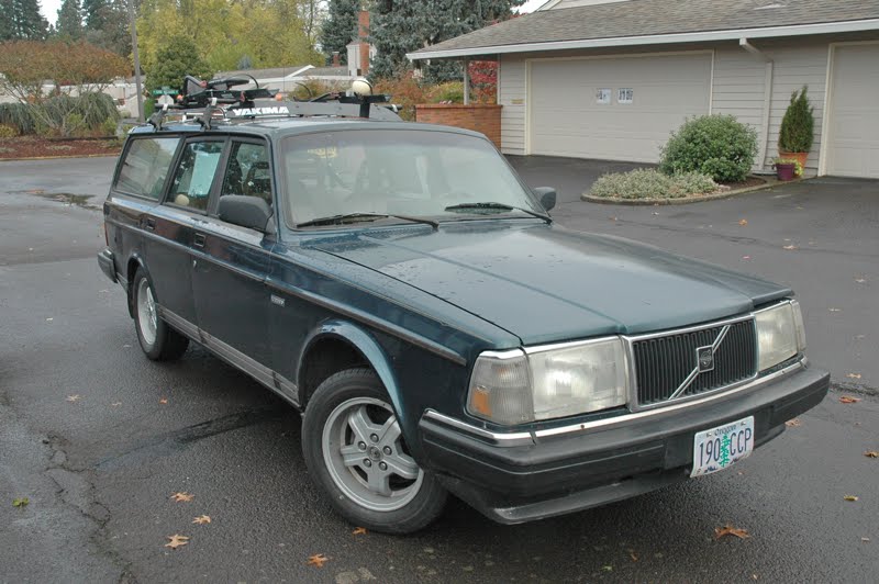 MOBIL MOBILAN: 89 Volvo 240 Wagon