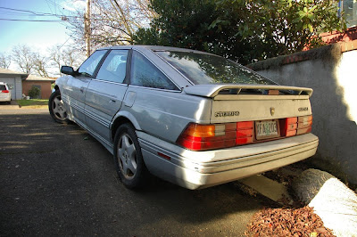 OLD PARKED CARS.: 1989 Sterling 827 SLi Fastback.
