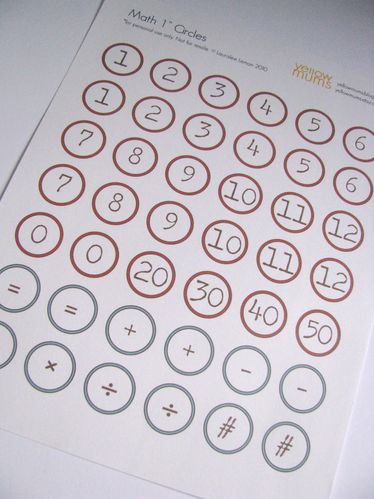 Yellow Mums: FF-Math Circles