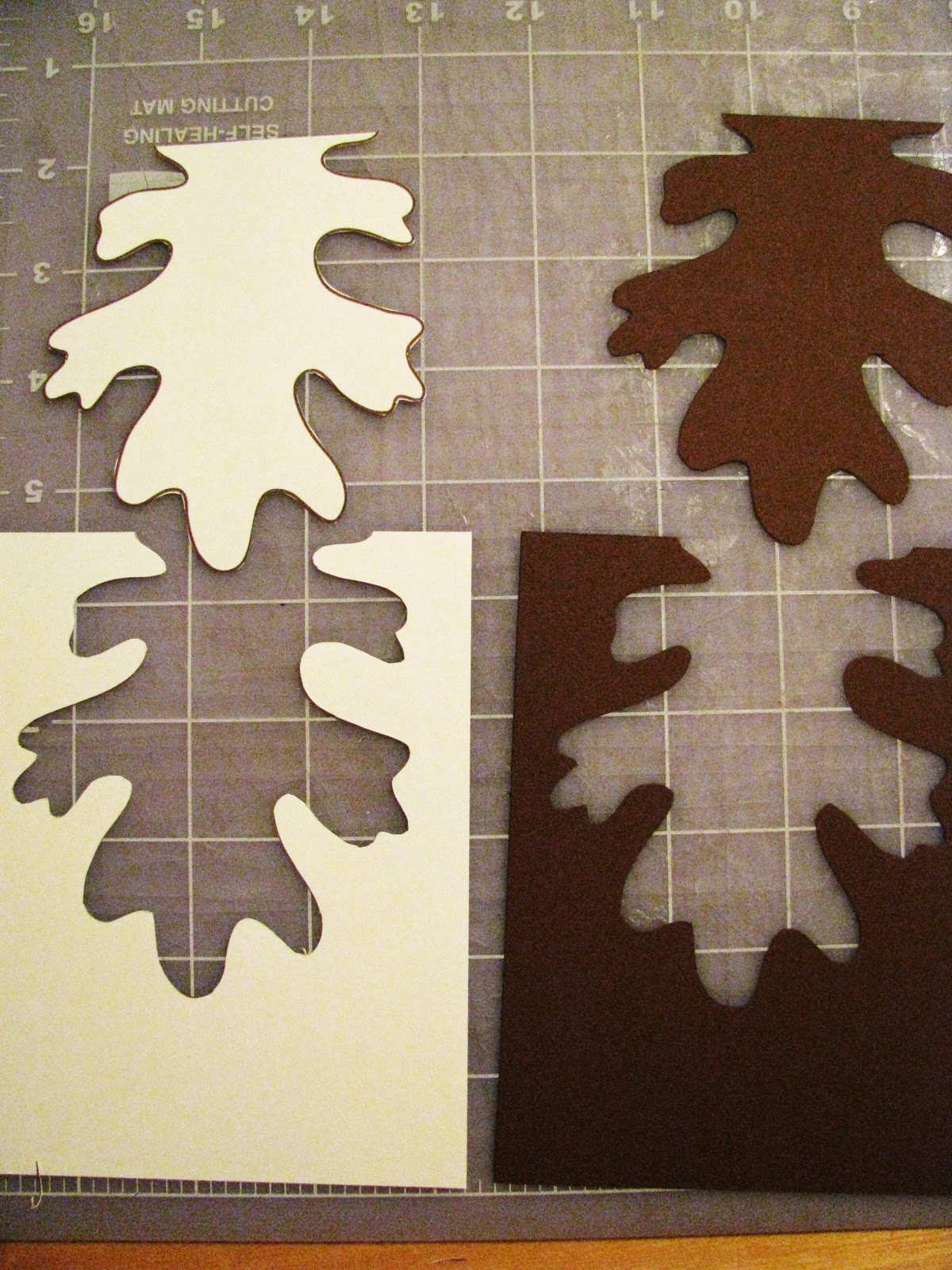 Yellow Mums: Freebie Friday-Fall Leaf Cutouts